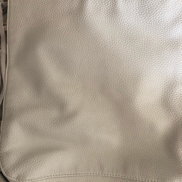 Expressions Nyc | Bags | Expressions Nyc Vegan Leather Fringe Bag ...